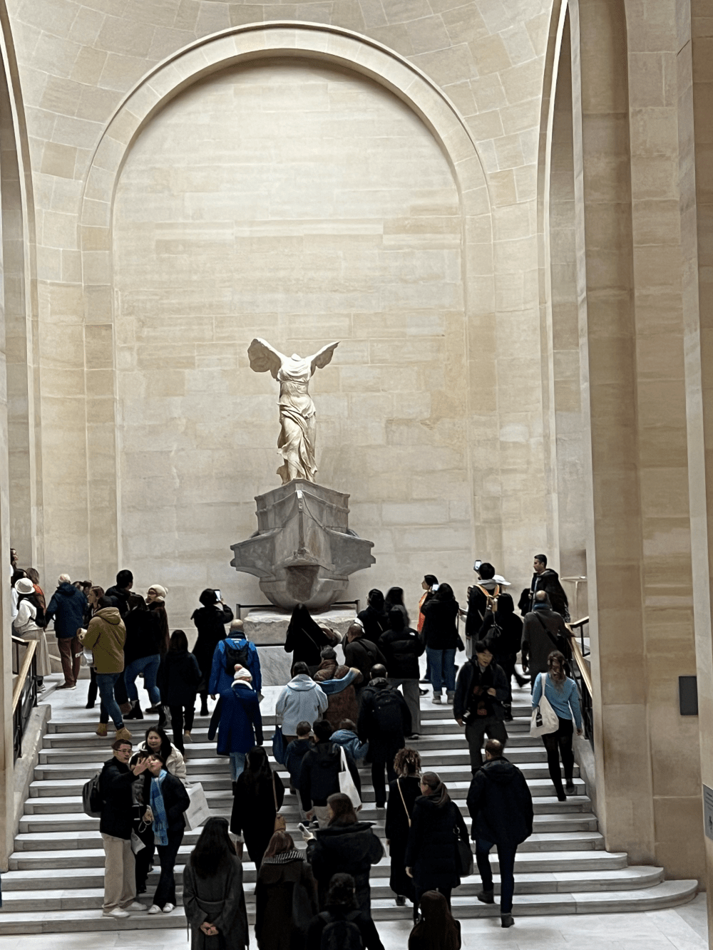 What to See in the Louvre in One Day [My KILLER Strategy]